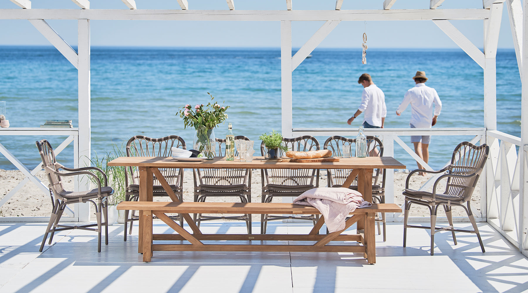 Luxury Outdoor Dining Sets: Elevate Your Space – Shop Living Gardens